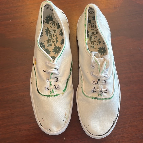 Basic Editions | Shoes | Y2k Basic Edition Sneakers Girls Size 6 | Poshmark